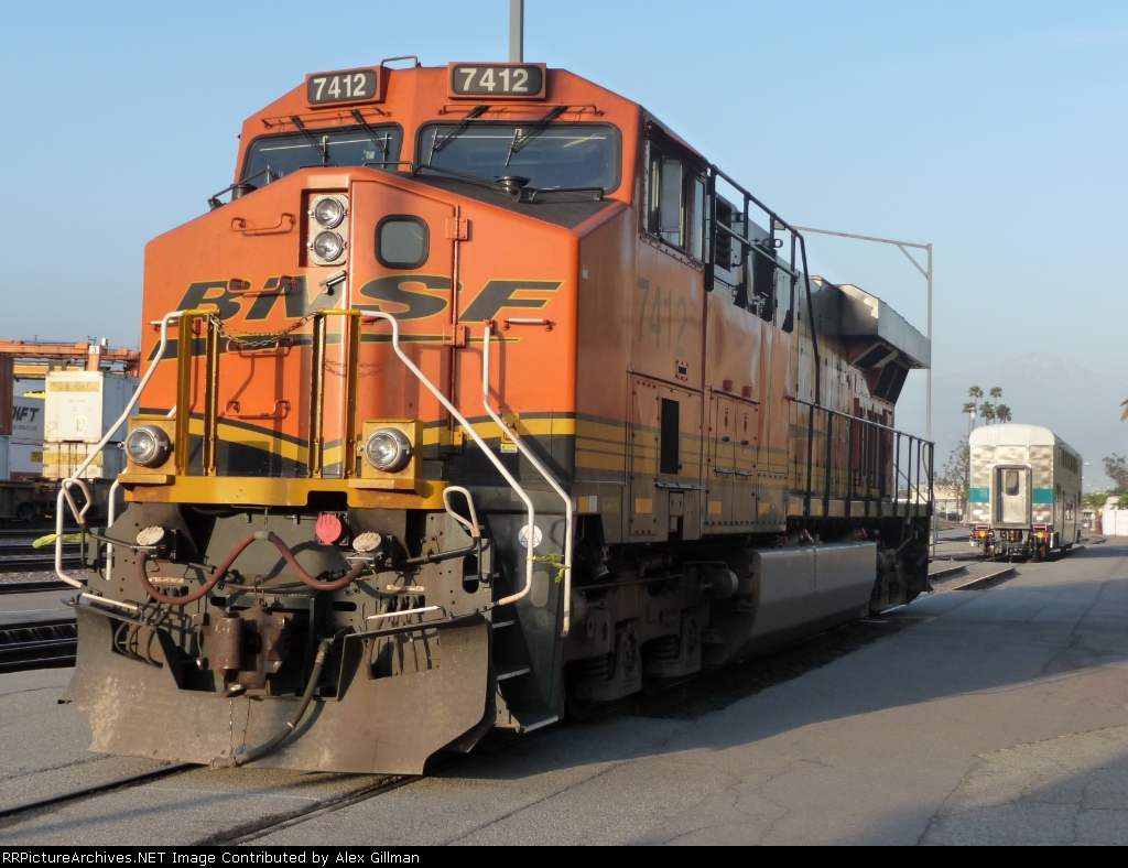 BNSF 7412 & SCAX Coach